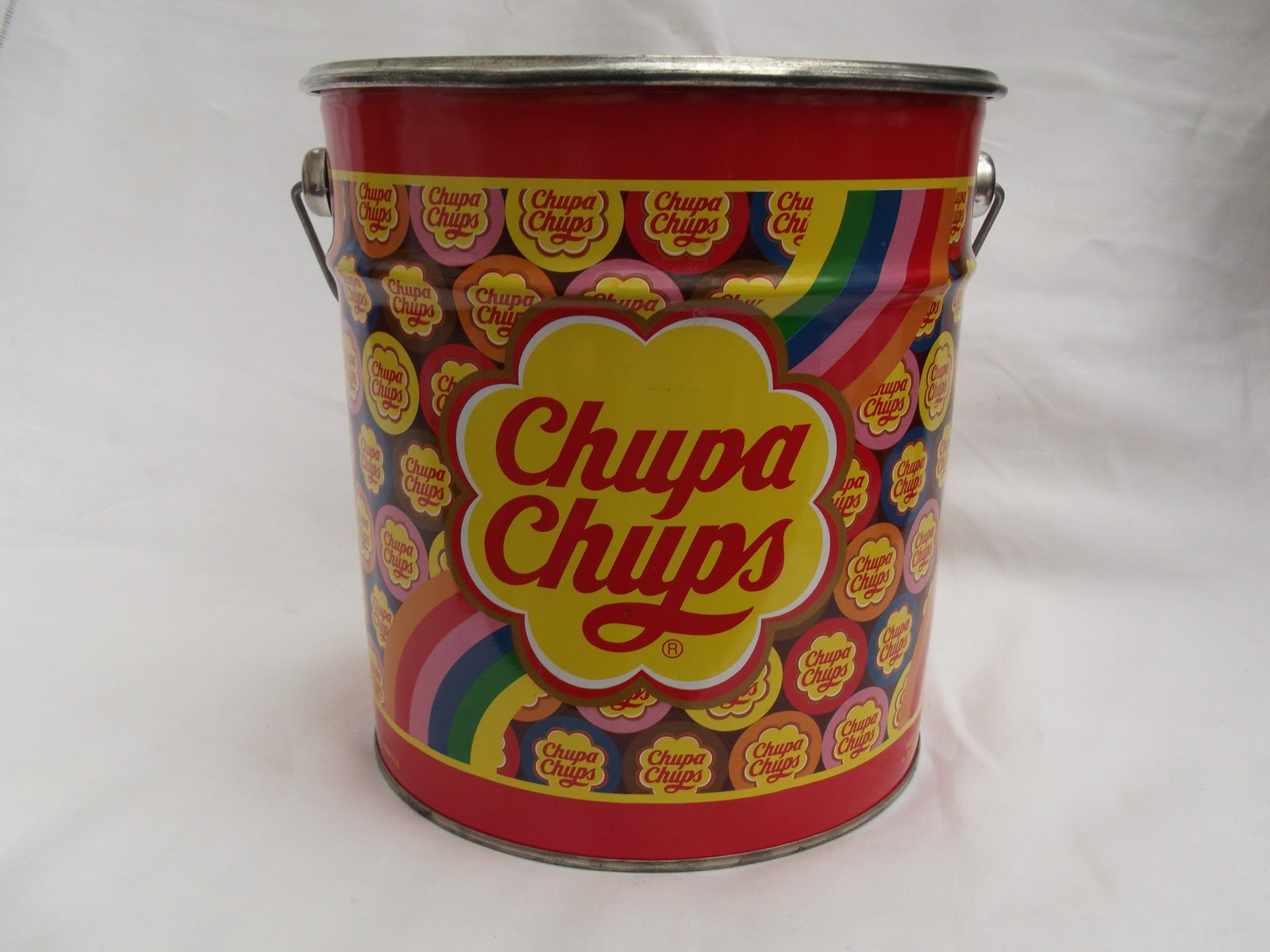 Lella Loves...: Chupa Chups Lolly Bucket