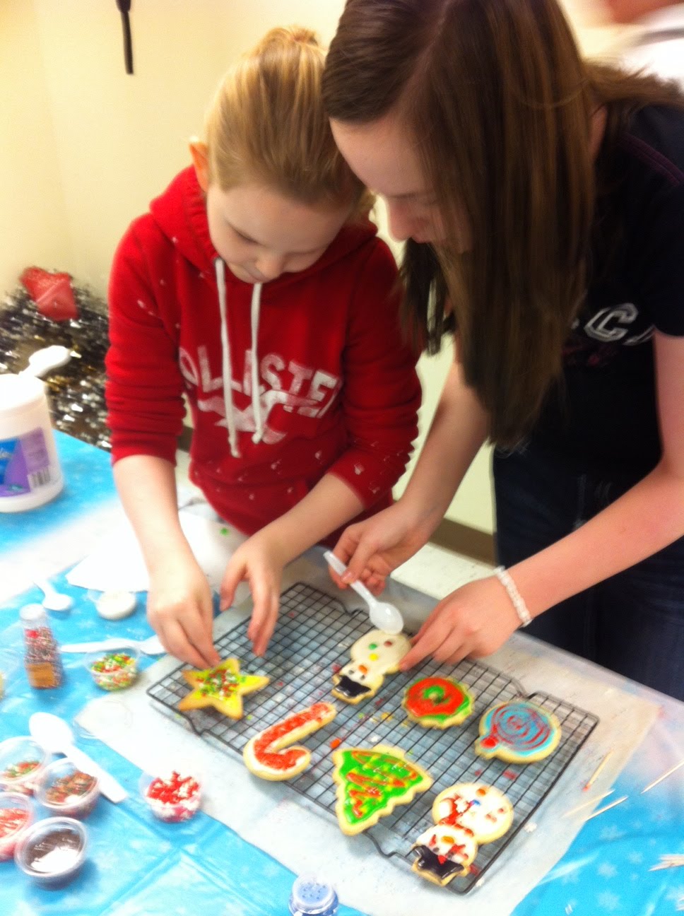 Angela Anderson Art Blog: Christmas Cookie Decorating - Kid's Art Class