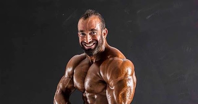 world bodybuilders pictures: austrailian bodybuilder Andy Bell