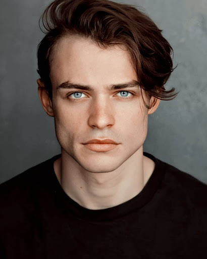 Thomas Doherty Biography, Age, Height, Weight, Girlfriend, Net Worth ...