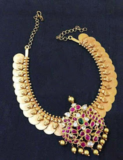 Kasulaperu necklace