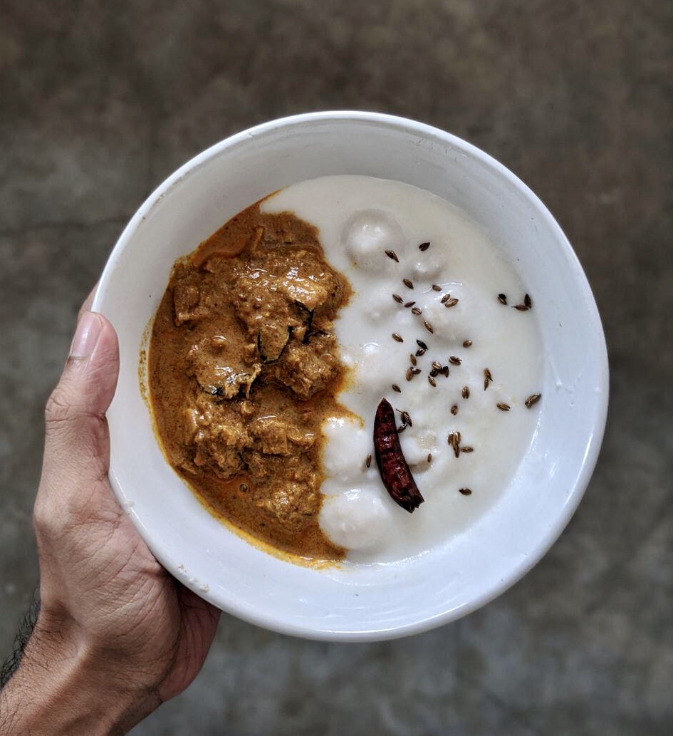 Pidi with Kozhi Curry