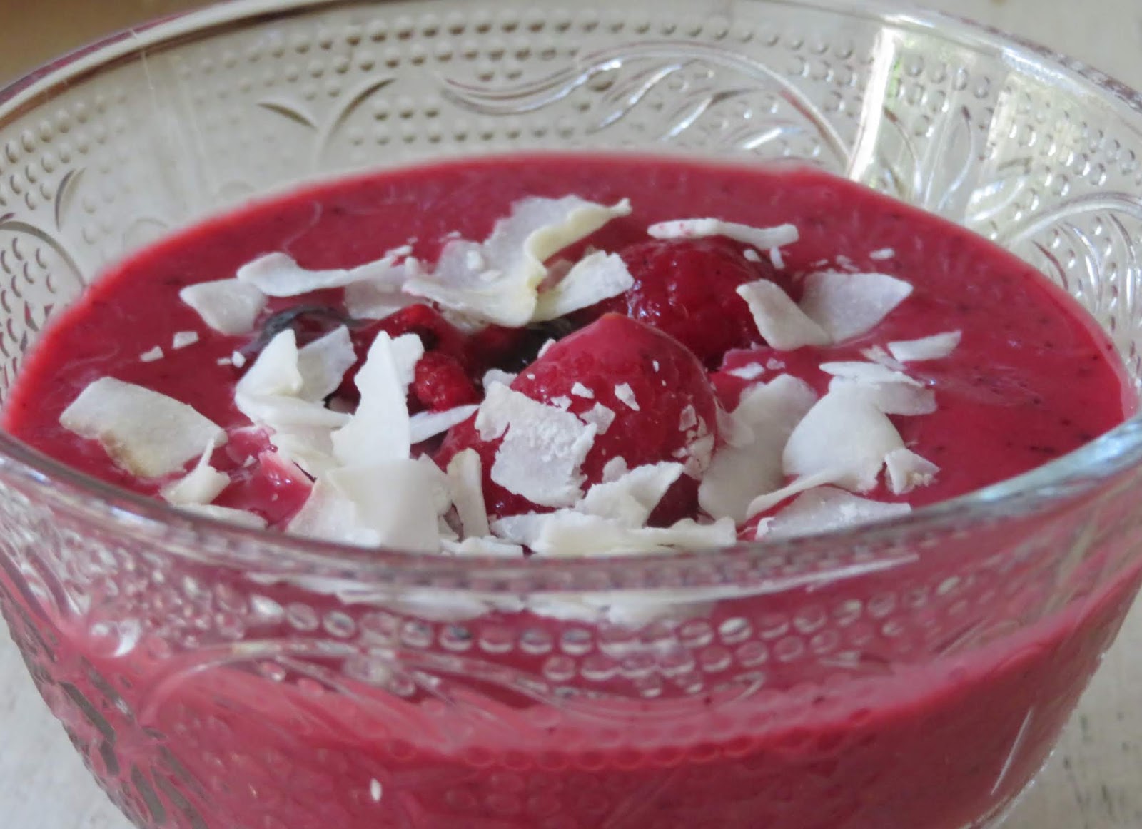Crème glacée aux fruits rouges et à la noix de coco - Ma petite cuisine ...