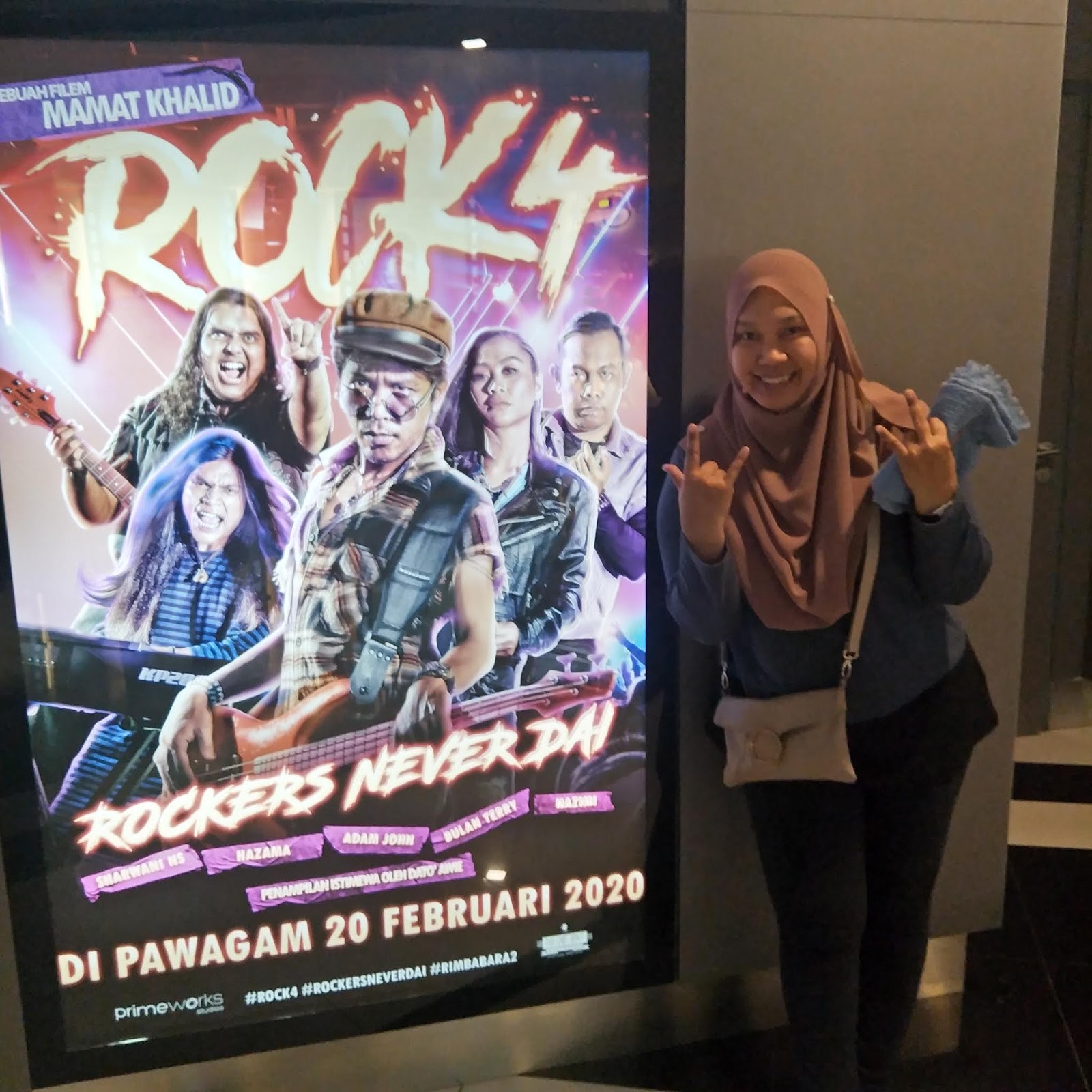 REVIEW FILEM ROCK 4