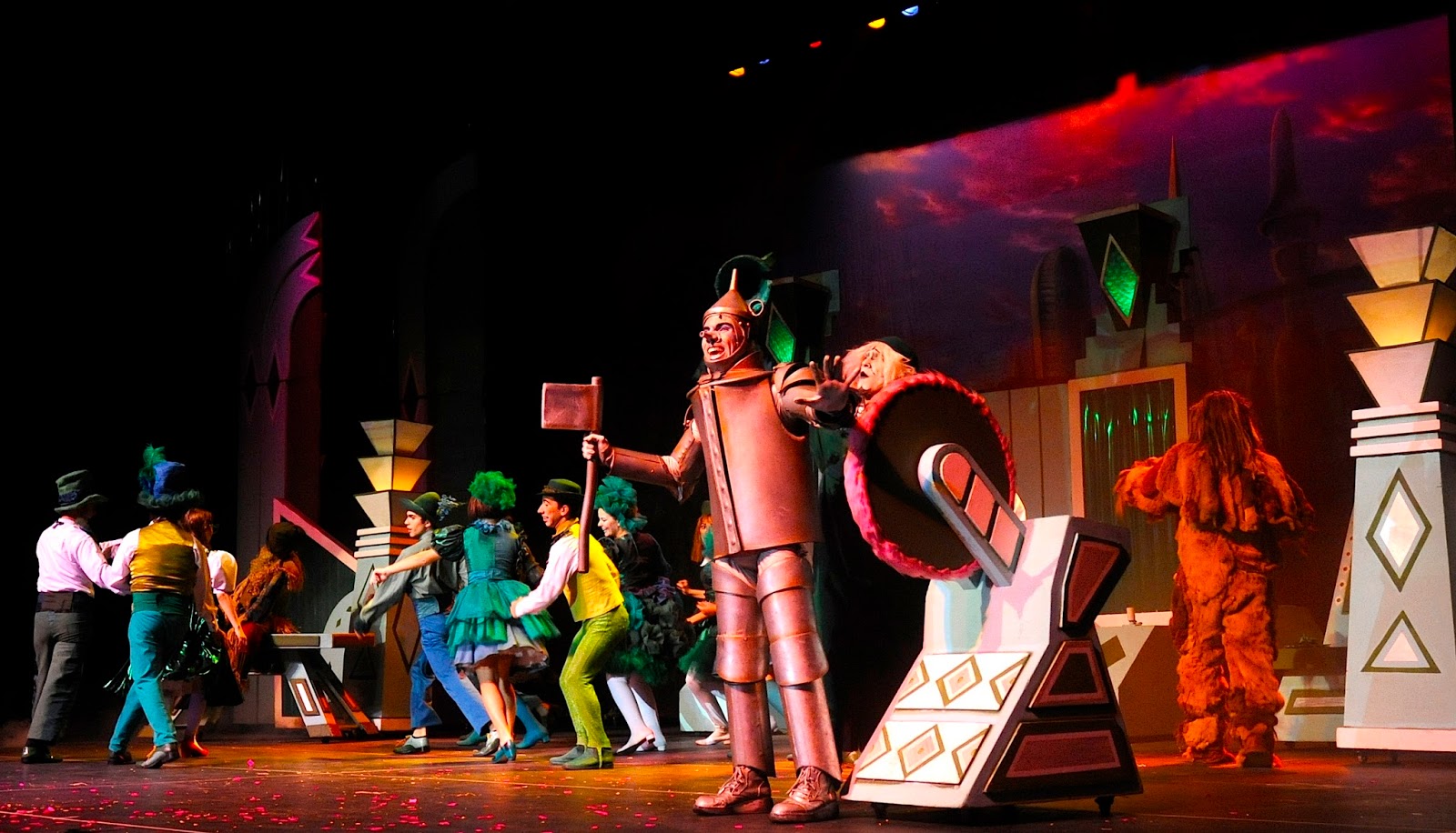 O Mágico de Oz - O Musical, estreia dia 14 de abril no Teatro Bradesco