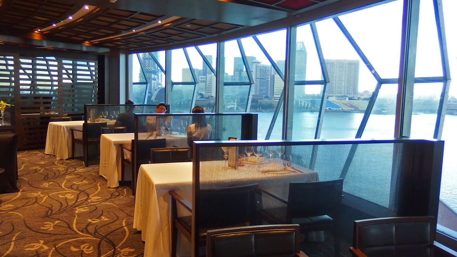 SuMMeR LoVes To Eat! Singapore Food Blog: Set Dinner at Tong Le Private ...