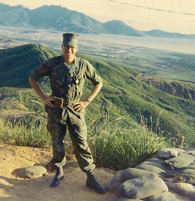 Hullinger Marine: Hill 327 Danang Vietnam