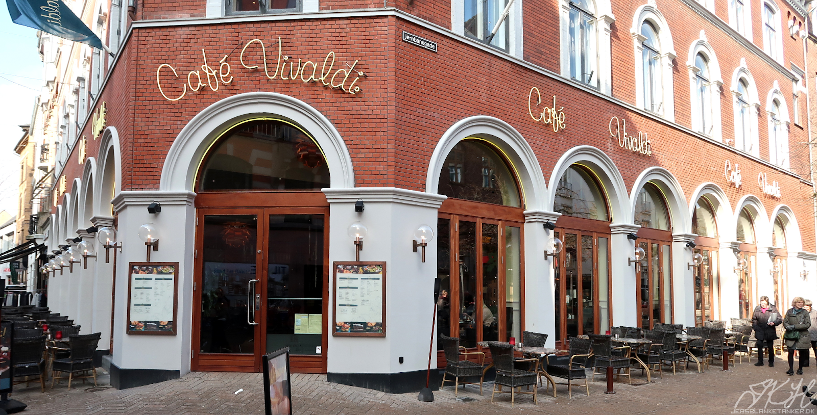 Jea's Blanke Tanker: Kæreste Hygge og Lækker Brunch på Cafe Vivaldi.