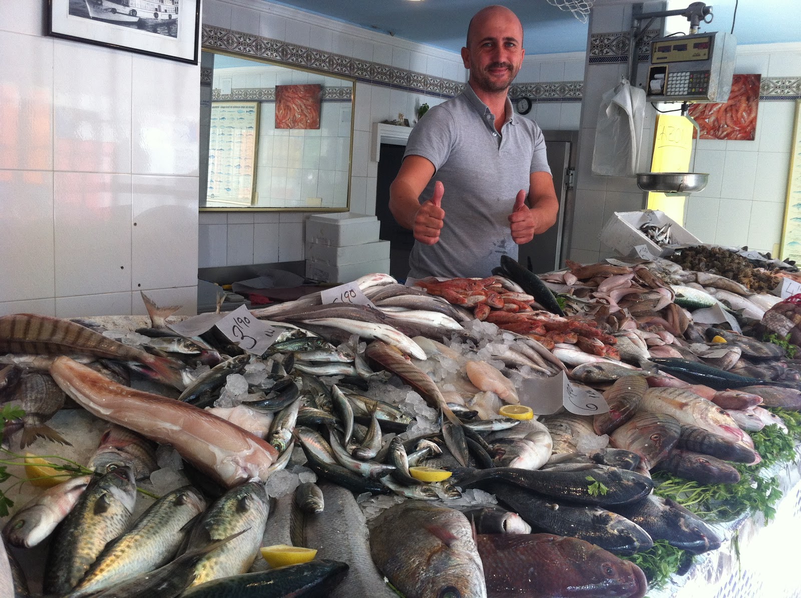 Comer en el Puerto: Pescaderia Javier Perez