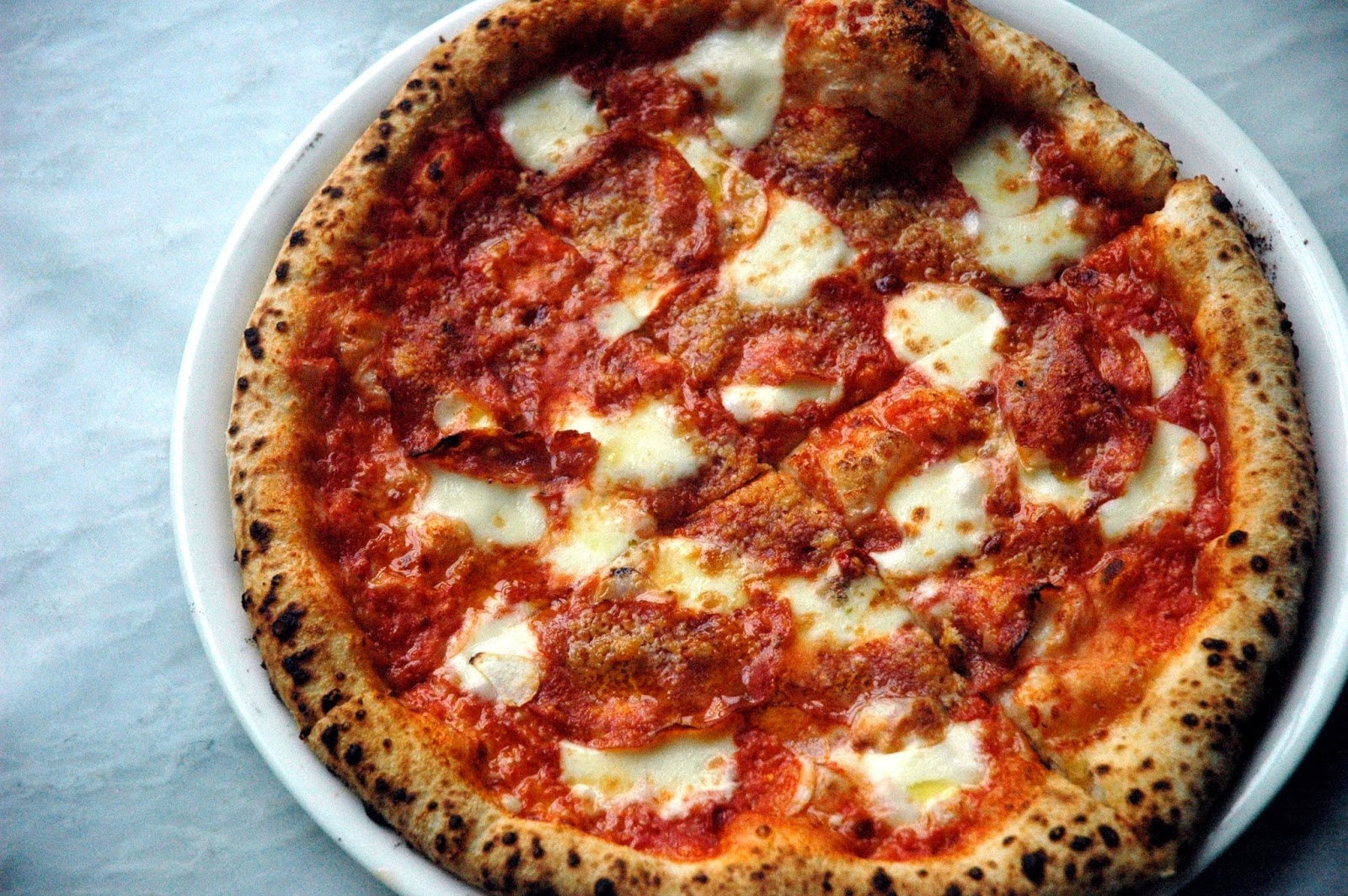 DUDE FOR FOOD: New York's Finest: Motorino Pizzeria Napoletana