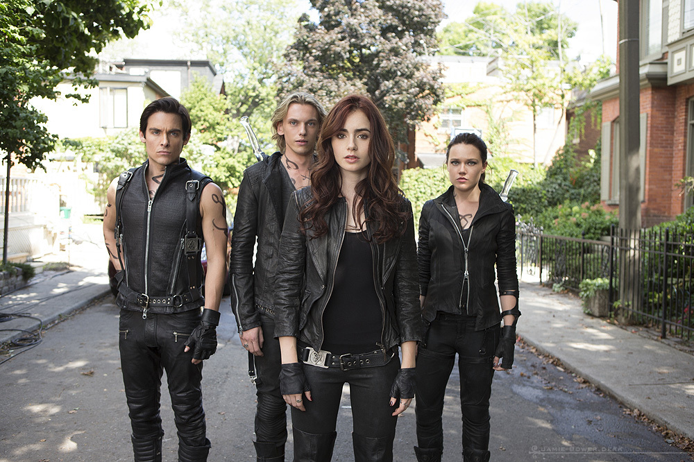 The Mortal Instruments : City of Bones (2013) Review | delicious to c