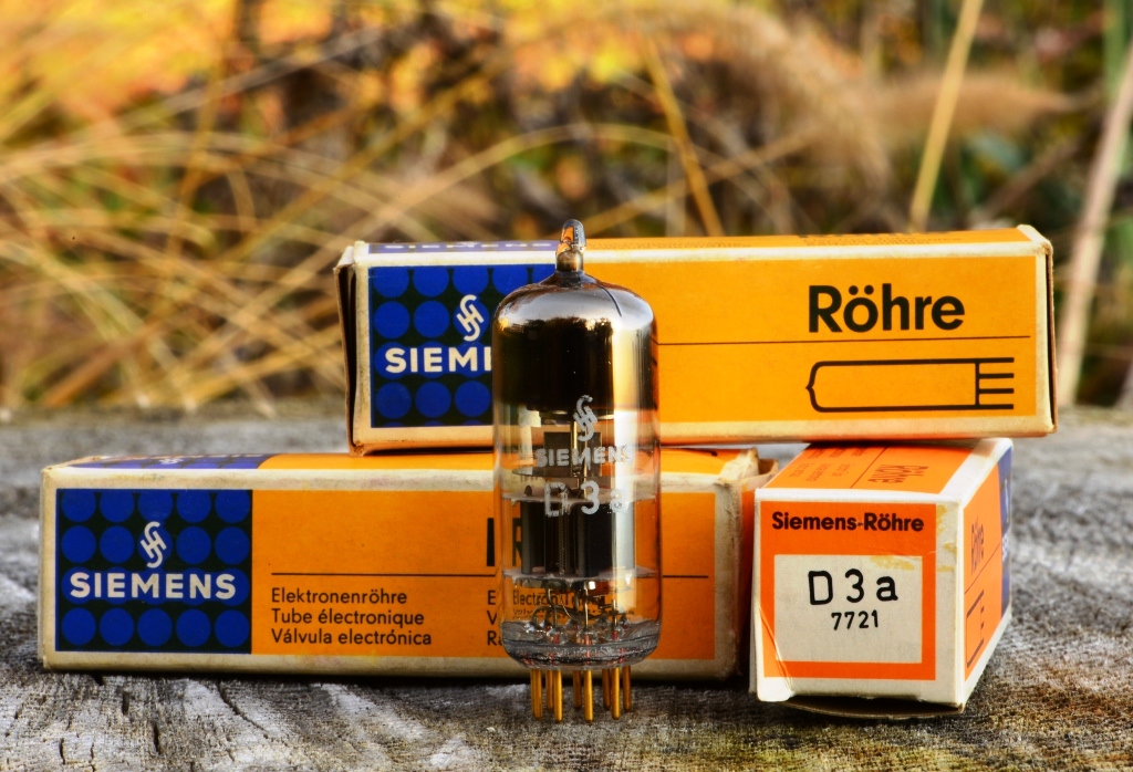 VinylSavor: Tube of the Month: The D3a