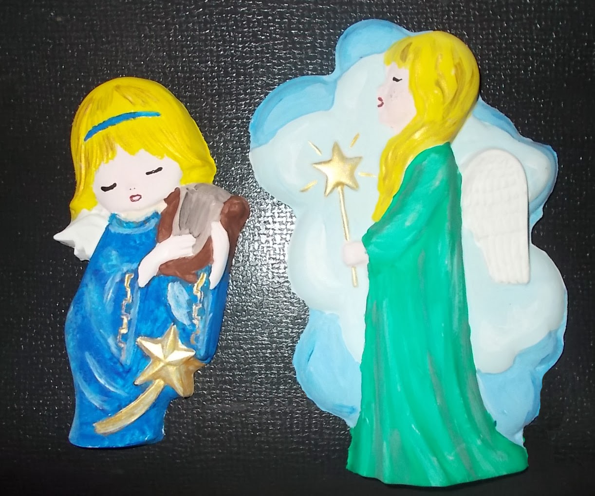 Figurine din ipsos: Ingerasi de Craciun