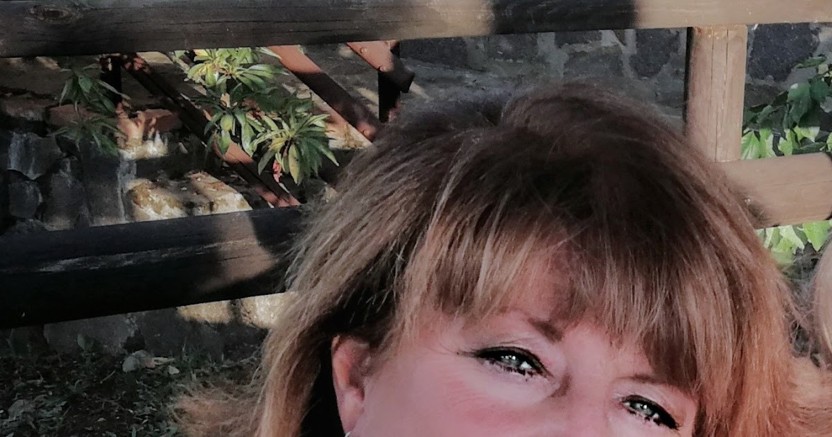 Alla volta di Leucade: MARIA RIZZI LEGGE: "SFINGE DI PIETRA"DI CLAUDIA ...