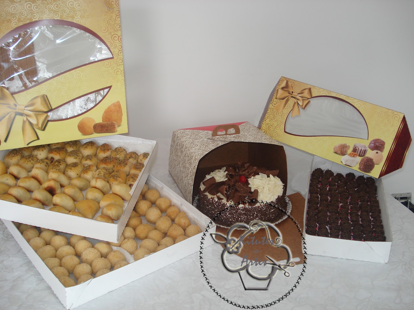 Kitutes e Artes: Encomenda