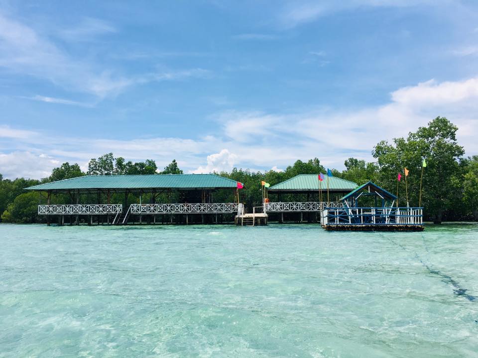 Matahum Beach Mangingisda