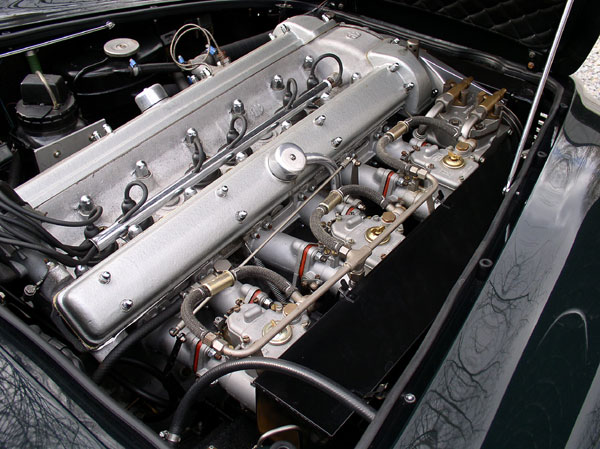 SoVibrant Opinion8: Design Classic No.007 - The Aston Martin DB5