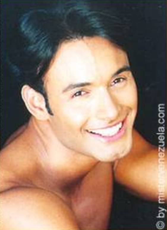 Man Central: Alexander Matos: Headshot