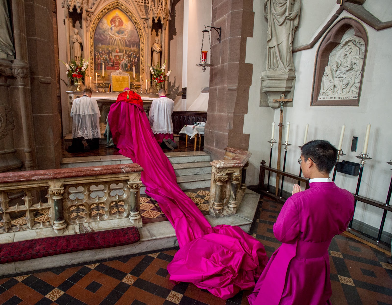 Offerimus Tibi Domine: Archbishop Malcolm McMahon ordains FSSP priests