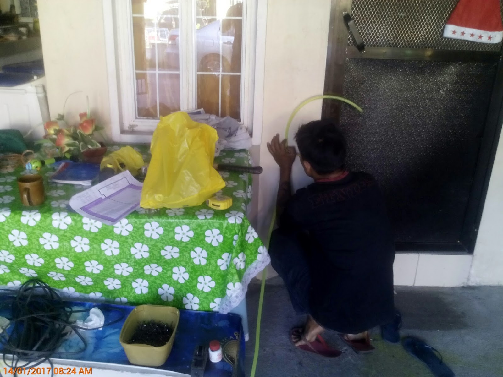 BUILDER'S JOURNAL: TILE INSTALLATION: CONCRETE DRY PACK METHOD