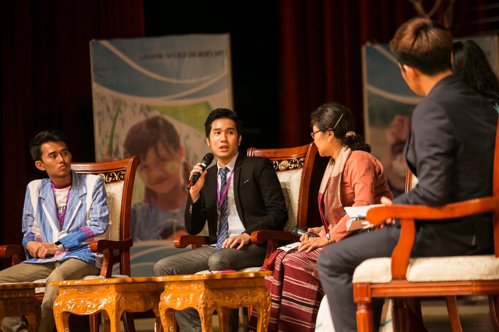 UNICEF Myanmar: Going blue for children in Myanmar