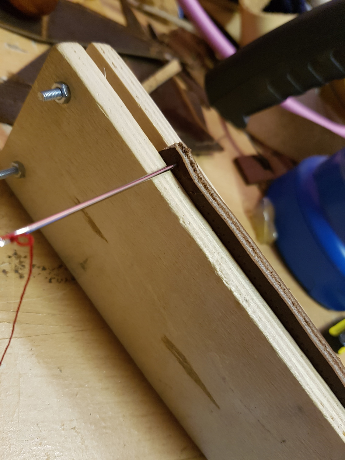 Jérémysterium: Fourreau de Couteau en Cuir