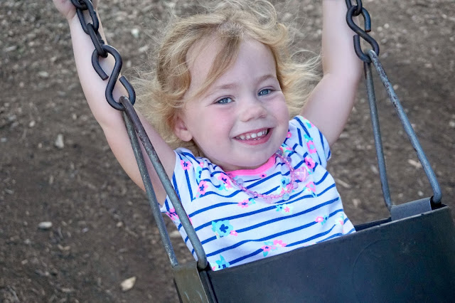 * Little House in the Country: Byyeeeee Summerrrrrrr!