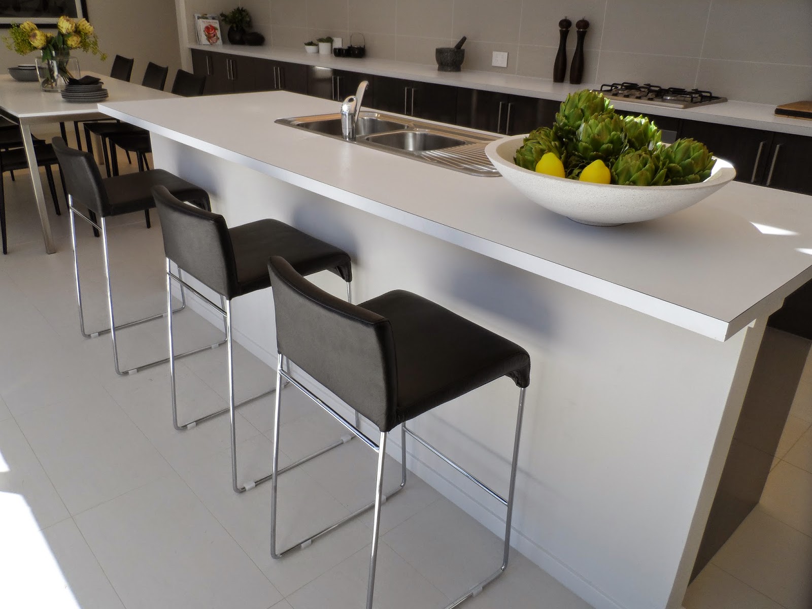 Sekisui R1 vs R2 Kitchen Servery