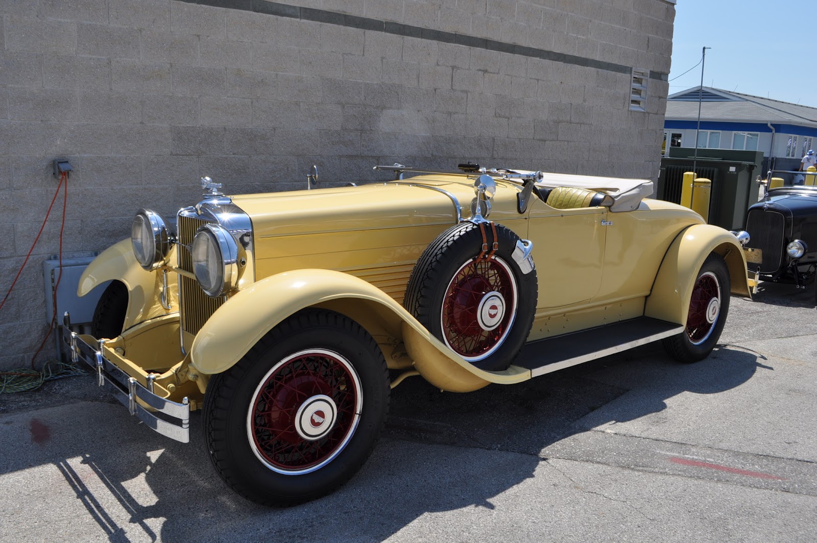 handverker: car/hardware design