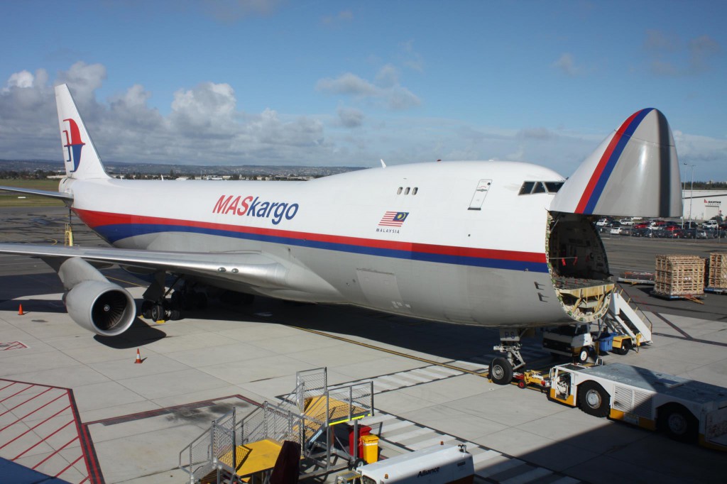 Perkhidmatan Lori Sewa, Kargo & Logistik: Galeri Perkhidmatan