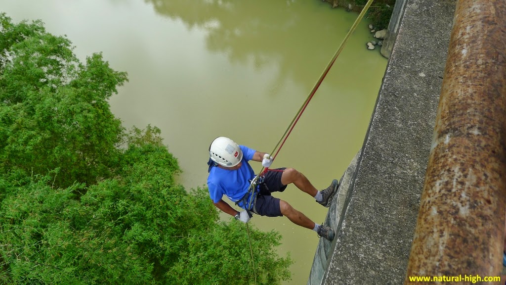 Nature-ral High: Rappeling 101 at Bitbit Bridge