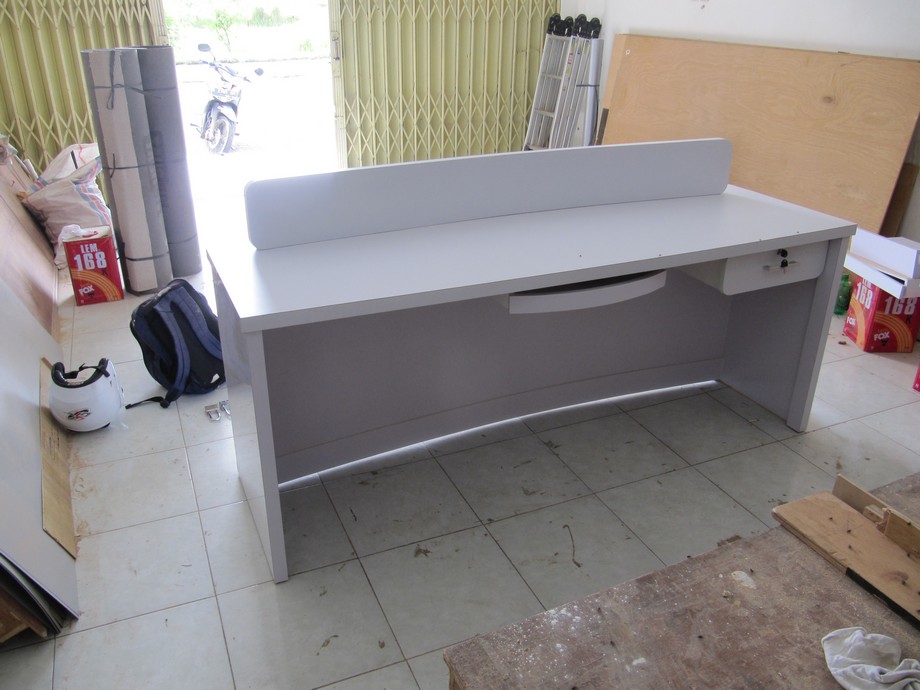 Meja Resepsionis Meja Cs Meja Customer Service Kantor Warna Putih ...
