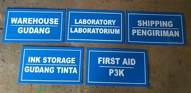 Signage untuk Ruangan Pabrik