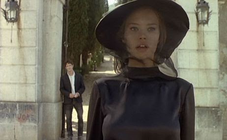 Cinematic Catharsis: Cemetery Man (aka: Dellamorte Dellamore)