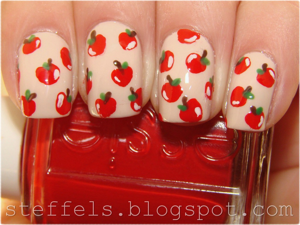 steffels.: Apple Nails