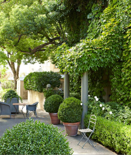 moore decor ~ European design with a modern twist