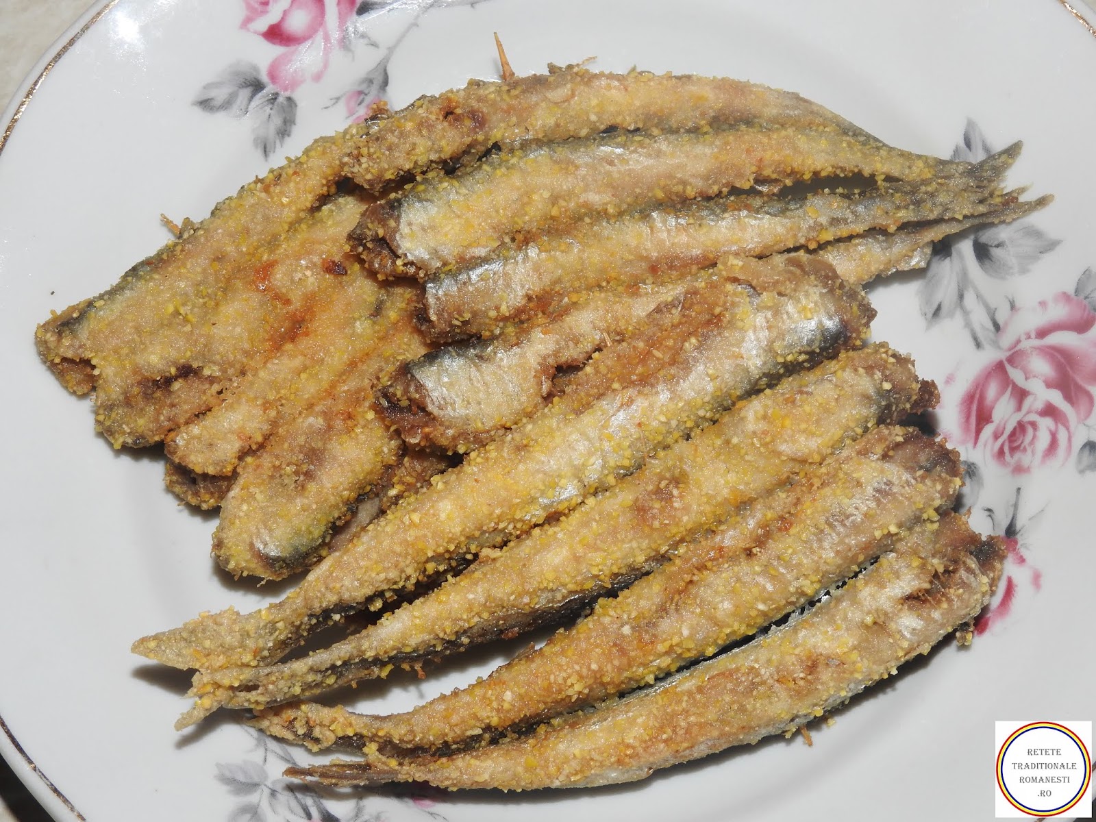 Hamsie prajita in crusta de malai reteta | Retetetraditionaleromanesti.ro