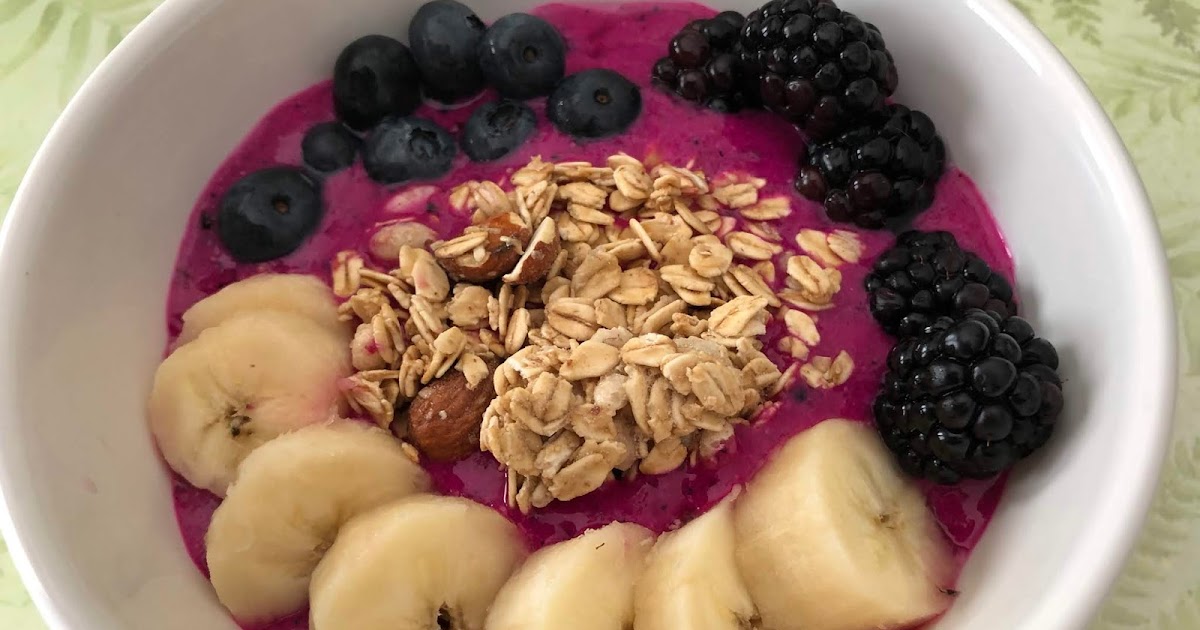 Superfood Pitaya Bowl from The Pretty Dish