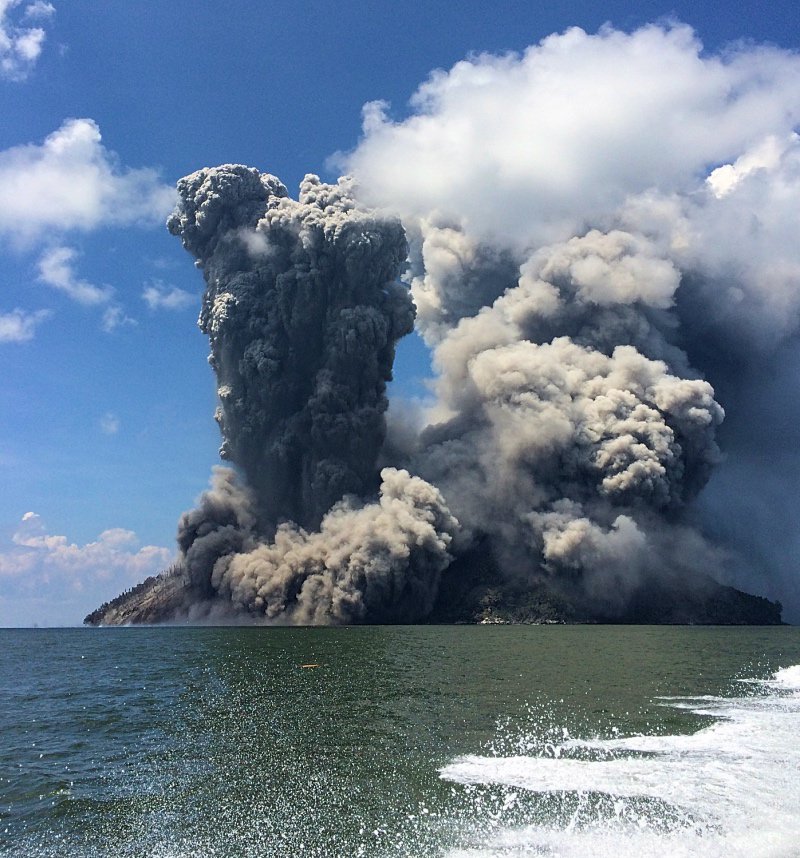 The Big Wobble : Tsunami warning issued for eruption of volcano on ...