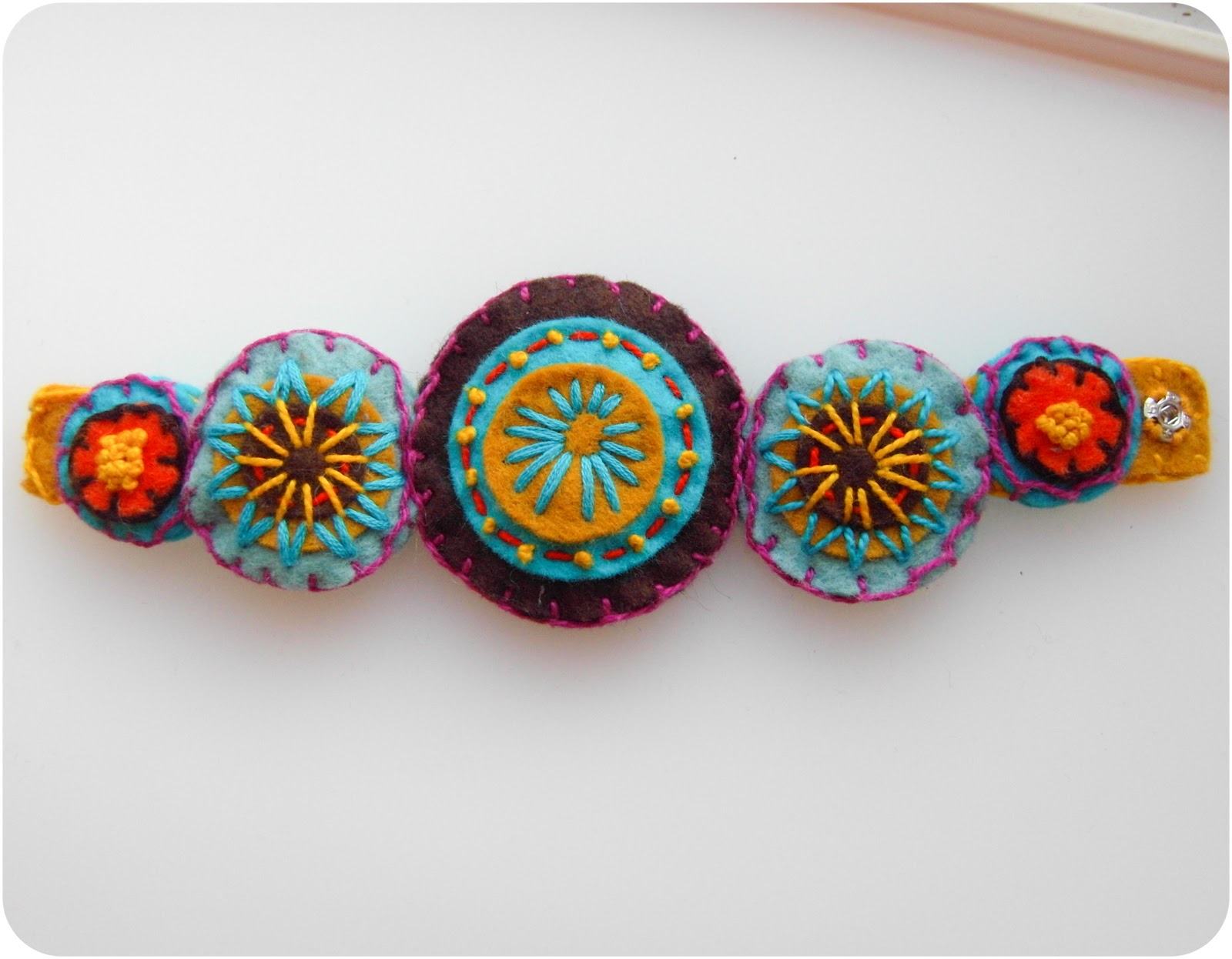 Hair Flips: Fun, Felt Hair Clips: Felt Bracelet