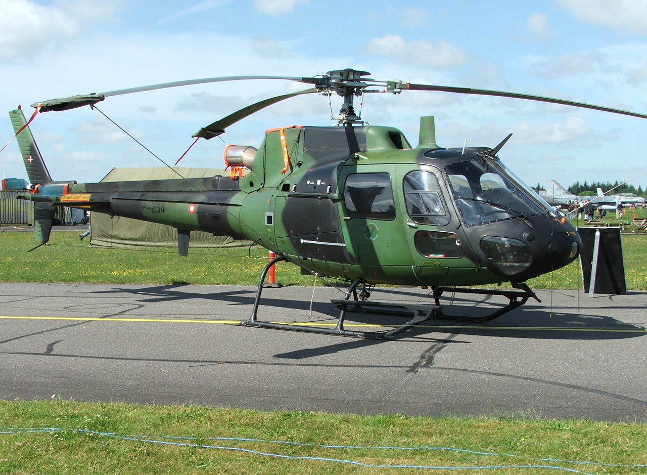 Eurocopter Fennec/Eurocopter AS550 Fennec/Eurocopter AS555 Fennec 2 ...