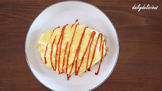 dailydelicious: Rice cooker omelet rice