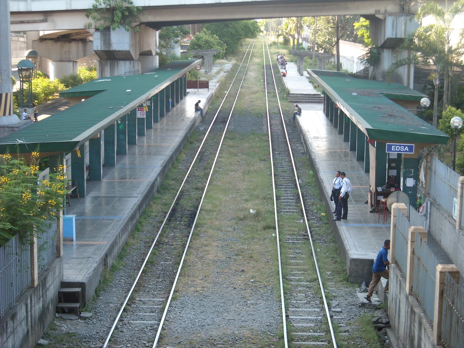 railway stations: Philippines: EDSA station (Magallanes station, Makati ...