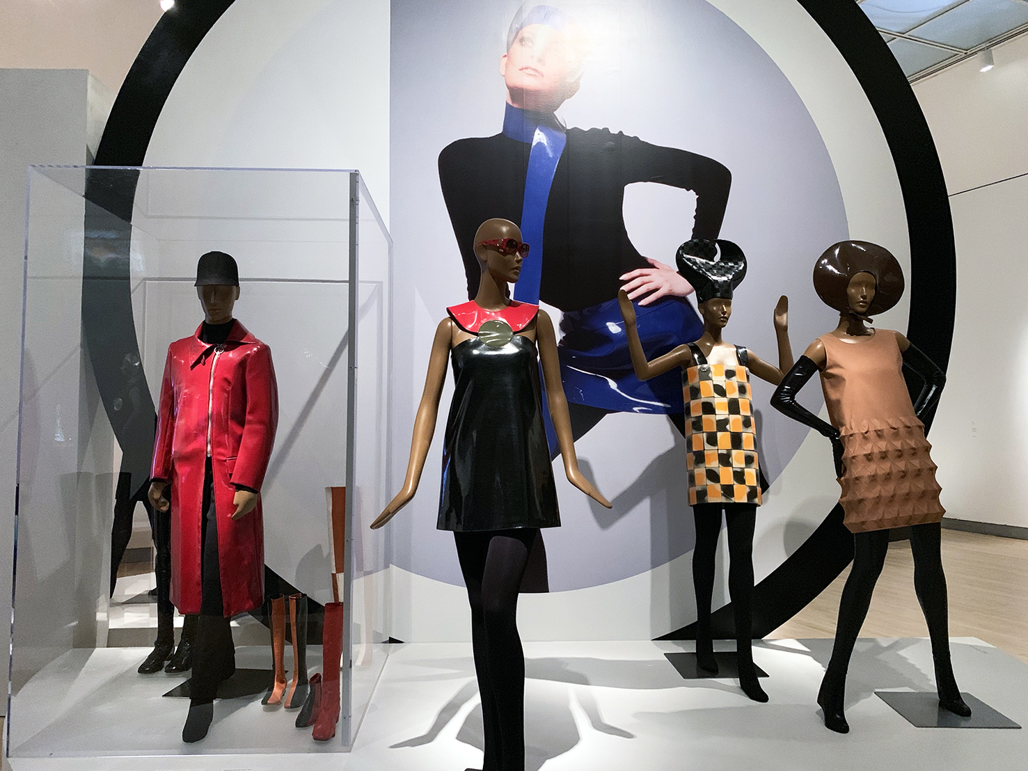 Stylecurated: PIERRE CARDIN: FUTURE FASHION @THE BROOKYLN MUSEUM