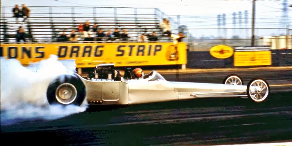 Scotty Gosson Exposed!: A COMPREHENSIVE ILLUSTRATED HISTORY OF DRAG RACING