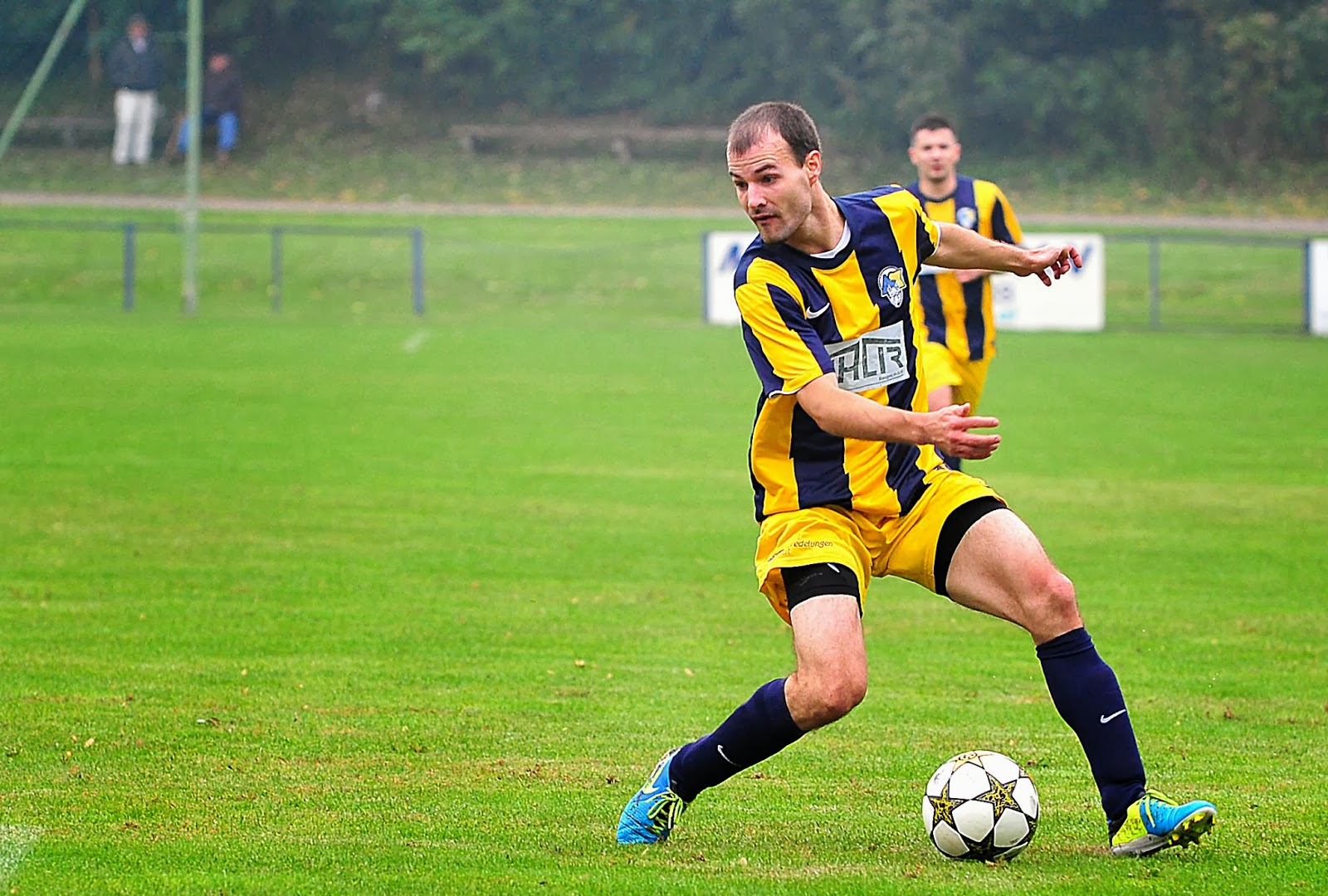 Sports, Groundhopping: ASK Klein-Neusiedl - ASK Marienthal, 1. Klasse ...