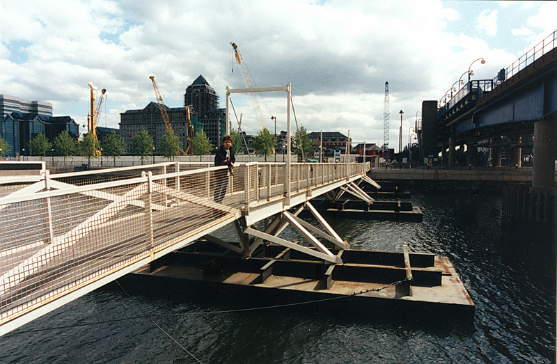 Bridge of the Week: Great Britain: Docklands Pontoon Bridge