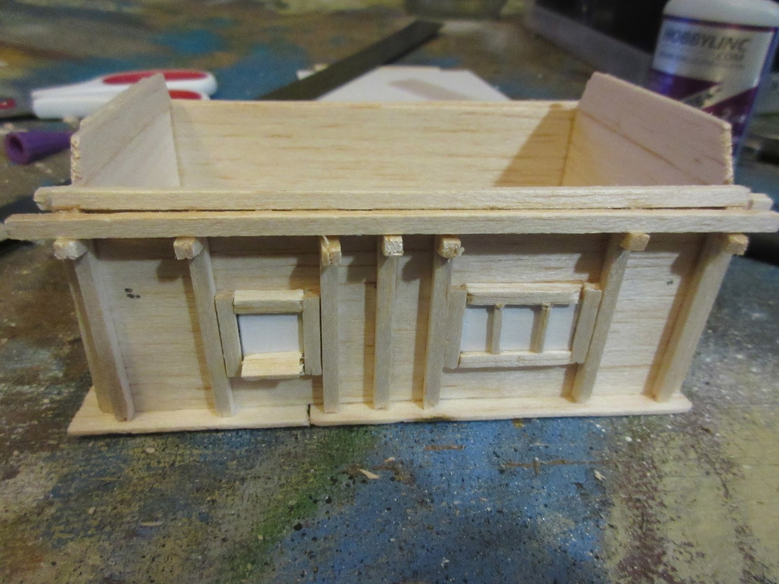 Mars-Miniatures: Cabin In The Woods - Making A Balsa Wood House