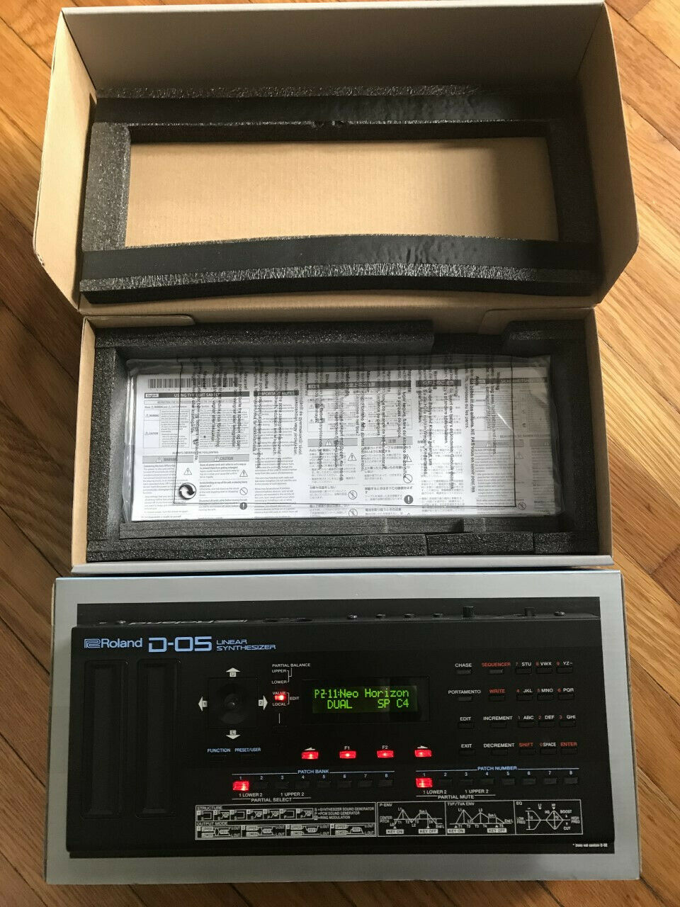 MATRIXSYNTH: Roland Boutique D-05 Linear Synthesizer SN Z216500 w/ Original Box
