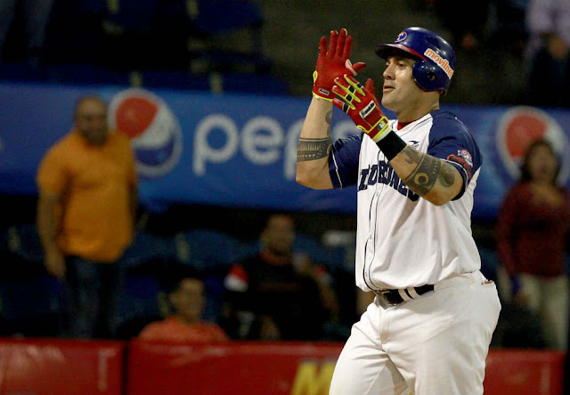 beisboladentro.blogspot.com: Alex Cabrera fue el MVP de la temporada ...